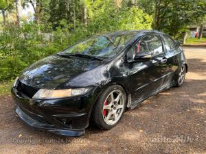 Melns Honda Civic 2008 Tallina, ar dzinēja tilpumu 2.00 L un nobraukumu 0 tūkst. km par 7900 €, foto  vietnē AUTOMOTO.COM.LV