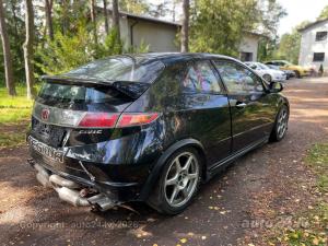 Black Honda Civic 2008 in Tallinn, with an engine capacity of 2.00 L and mileage of 0 thousand km for 7900 €, photo 4 on AUTOMOTO.COM.LV