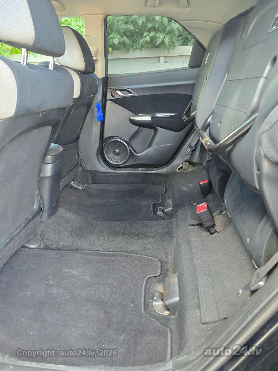 Melns Honda Civic 2008 Tallina, ar dzinēja tilpumu 1.80 L un nobraukumu 301 tūkst. km par 3200 €, foto 8 vietnē AUTOMOTO.COM.LV
