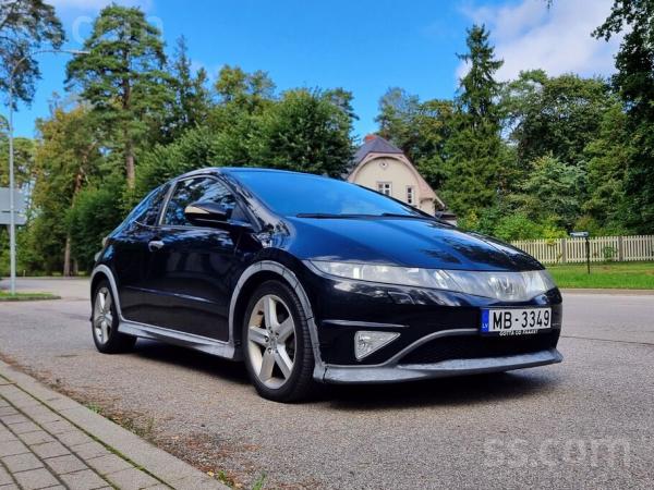 Honda Civic 2008 in Jurmala on AUTOMOTO.COM.LV Black Honda Civic 2008 in Jurmala, with an engine capacity of 2.20 L and mileage of 255 thousand km for 3050 €, photo 4 on AUTOMOTO.COM.LV
