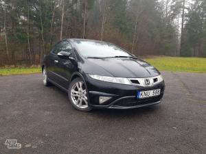 Melns Honda Civic 2009 Viļņa, ar dzinēja tilpumu 2.20 L un nobraukumu 455 tūkst. km par 890 €, foto  vietnē AUTOMOTO.COM.LV