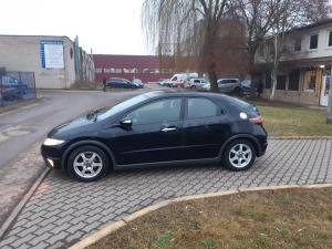 Black Honda Civic 2009 in Kaunas, with an engine capacity of 2.20 L and mileage of 280 thousand km for 800 €, photo  on AUTOMOTO.COM.LV