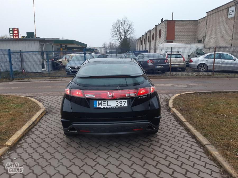 Melns Honda Civic 2009 Kauņa, ar dzinēja tilpumu 2.20 L un nobraukumu 280 tūkst. km par 800 €, foto 13 vietnē AUTOMOTO.COM.LV