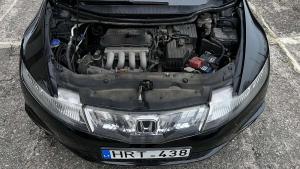 Black Honda Civic 2010 in Klaipeda, with an engine capacity of 1.40 L and mileage of 152 thousand km for 3950 €, photo 25 on AUTOMOTO.COM.LV