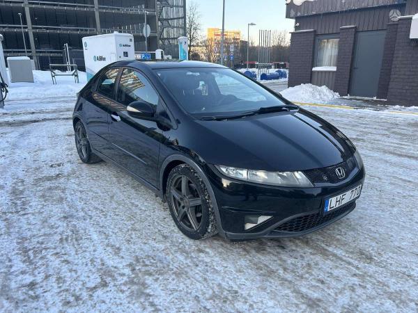 Melns Honda Civic 2011 Viļņa, ar dzinēja tilpumu 1.34 L un nobraukumu 268 tūkst. km par 2450 €, foto 3 vietnē AUTOMOTO.COM.LV