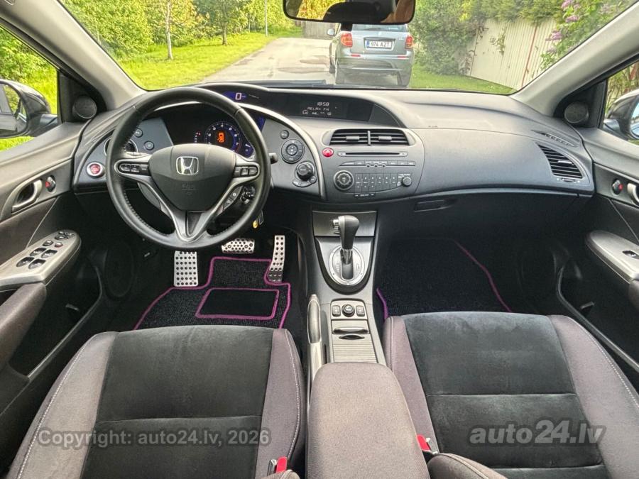 Melns Honda Civic 2011 Tallina, ar dzinēja tilpumu 1.80 L un nobraukumu 160 tūkst. km par 5490 €, foto 12 vietnē AUTOMOTO.COM.LV