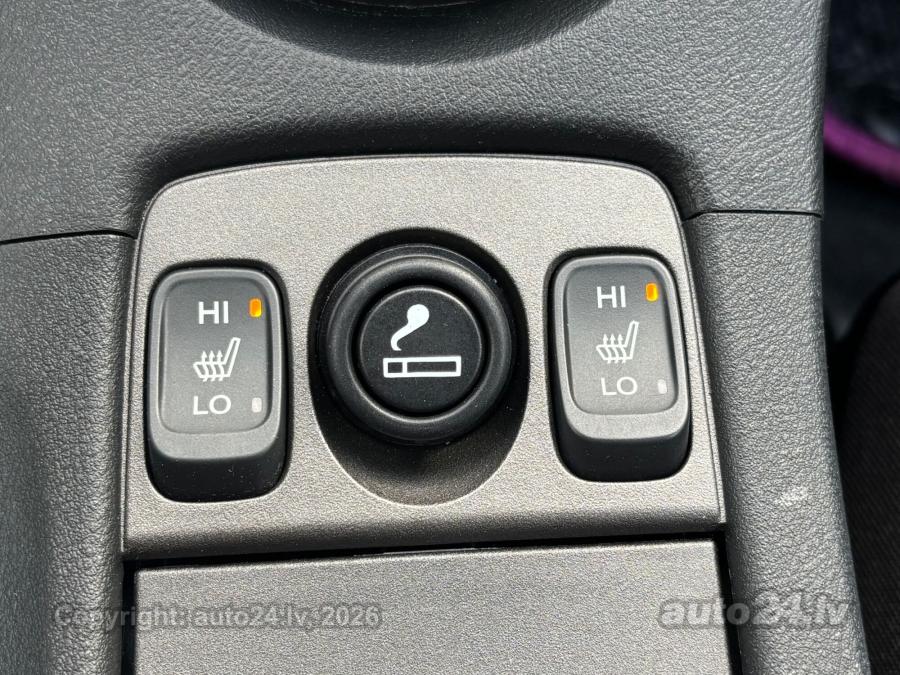 Melns Honda Civic 2011 Tallina, ar dzinēja tilpumu 1.80 L un nobraukumu 160 tūkst. km par 5490 €, foto 18 vietnē AUTOMOTO.COM.LV