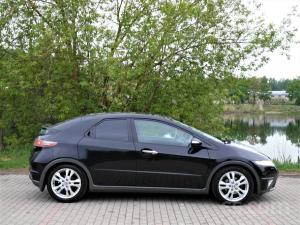 Black Honda Civic 2011 in Riga, with an engine capacity of 1.80 L and mileage of 203 thousand km for 3350 €, photo 32 on AUTOMOTO.COM.LV
