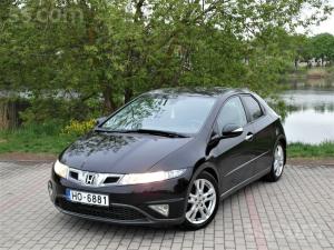 Black Honda Civic 2011 in Riga, with an engine capacity of 1.80 L and mileage of 203 thousand km for 3350 €, photo 33 on AUTOMOTO.COM.LV