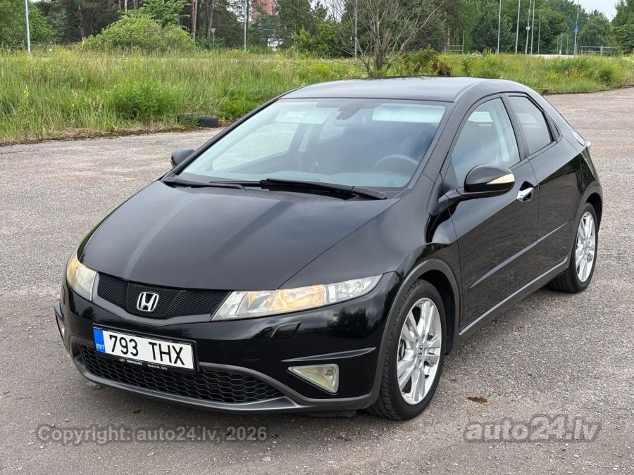Melns Honda Civic 2011 Tallina, ar dzinēja tilpumu 1.80 L un nobraukumu 160 tūkst. km par 5490 €, foto 1 vietnē AUTOMOTO.COM.LV