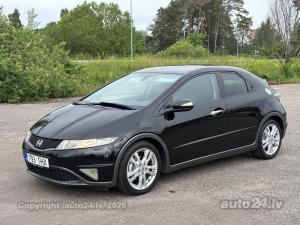 Melns Honda Civic 2011 Tallina, ar dzinēja tilpumu 1.80 L un nobraukumu 160 tūkst. km par 5490 €, foto 3 vietnē AUTOMOTO.COM.LV