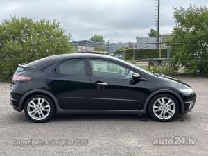 Melns Honda Civic 2011 Tallina, ar dzinēja tilpumu 1.80 L un nobraukumu 160 tūkst. km par 5490 €, foto 8 vietnē AUTOMOTO.COM.LV