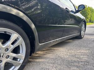 Melns Honda Civic 2011 Tallina, ar dzinēja tilpumu 1.80 L un nobraukumu 160 tūkst. km par 5490 €, foto 22 vietnē AUTOMOTO.COM.LV