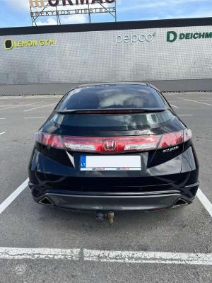 Melns Honda Civic 2011 Kauņa, ar dzinēja tilpumu 2.20 L un nobraukumu 274 tūkst. km par 3200 €, foto 5 vietnē AUTOMOTO.COM.LV