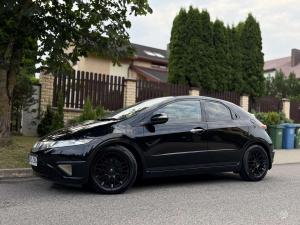 Черный Хонда Цивик 2011 в Вильнюс, объемом двигателя 1.80 л и пробегом 225 тыс. км за 3350 €, фото 6 на AUTOMOTO.COM.LV