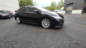 Black Honda Civic 2012 in Tallinn, with an engine capacity of 1.80 L and mileage of 134 thousand km for 9000 €, photo 7 on AUTOMOTO.COM.LV