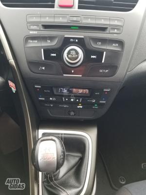 Black Honda Civic 2012 in Kaunas, with an engine capacity of 2.20 L and mileage of 273 thousand km for 3999 €, photo 13 on AUTOMOTO.COM.LV