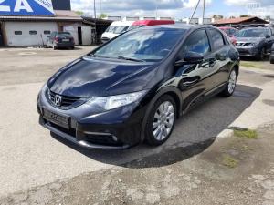 Black Honda Civic 2012 in Kaunas, with an engine capacity of 2.20 L and mileage of 273 thousand km for 3750 €, photo 3 on AUTOMOTO.COM.LV