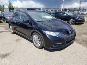 Black Honda Civic 2012 in Kaunas, with an engine capacity of 2.20 L and mileage of 273 thousand km for 3750 €, photo 6 on AUTOMOTO.COM.LV