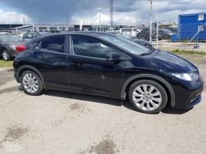Black Honda Civic 2012 in Kaunas, with an engine capacity of 2.20 L and mileage of 273 thousand km for 3750 €, photo 7 on AUTOMOTO.COM.LV