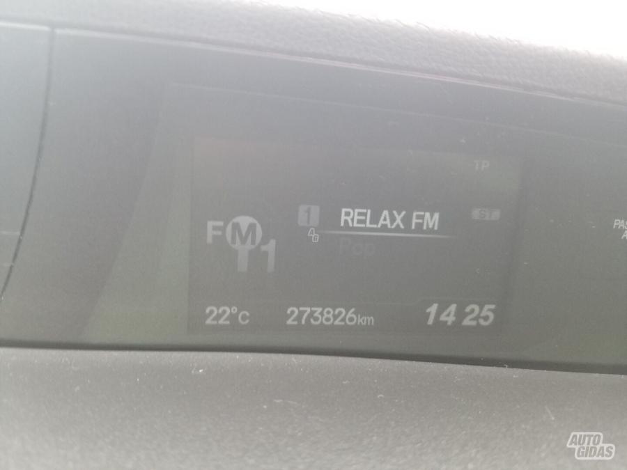 Black Honda Civic 2012 in Kaunas, with an engine capacity of 2.20 L and mileage of 273 thousand km for 3750 €, photo 14 on AUTOMOTO.COM.LV