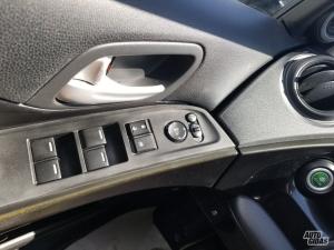 Black Honda Civic 2012 in Kaunas, with an engine capacity of 2.20 L and mileage of 273 thousand km for 3750 €, photo 18 on AUTOMOTO.COM.LV