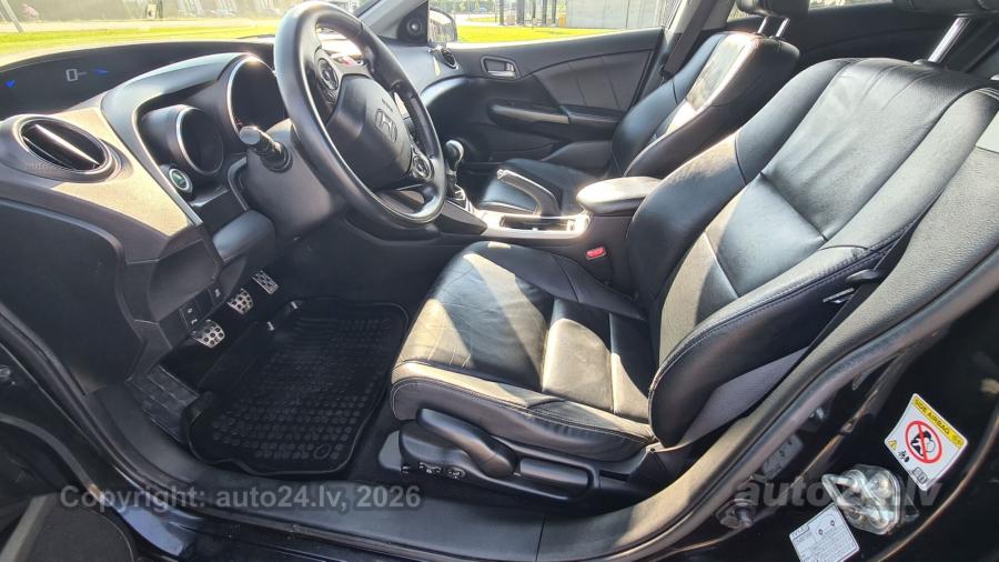 Melns Honda Civic 2012 Tallina, ar dzinēja tilpumu 1.80 L un nobraukumu 240 tūkst. km par 6500 €, foto 7 vietnē AUTOMOTO.COM.LV