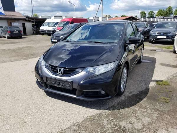 Melns Honda Civic 2012 Kauņa, ar dzinēja tilpumu 2.20 L un nobraukumu 273 tūkst. km par 3350 €, foto 1 vietnē AUTOMOTO.COM.LV