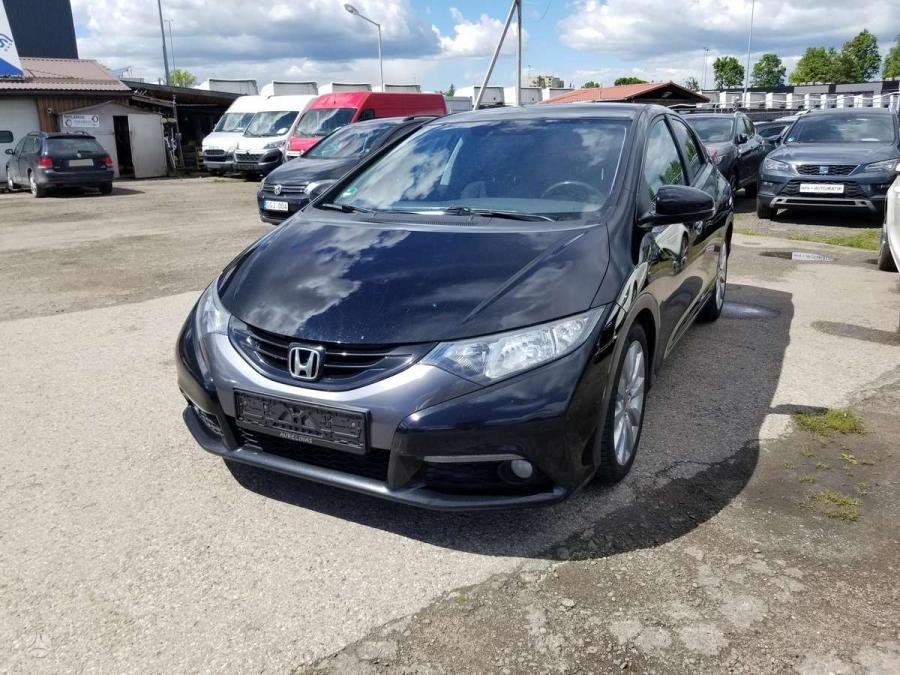 Melns Honda Civic 2012 Kauņa, ar dzinēja tilpumu 2.20 L un nobraukumu 273 tūkst. km par 3350 €, foto 1 vietnē AUTOMOTO.COM.LV