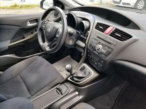 Melns Honda Civic 2012 Kauņa, ar dzinēja tilpumu 2.20 L un nobraukumu 273 tūkst. km par 3350 €, foto 12 vietnē AUTOMOTO.COM.LV