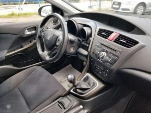 Melns Honda Civic 2012 Kauņa, ar dzinēja tilpumu 2.20 L un nobraukumu 273 tūkst. km par 3350 €, foto 13 vietnē AUTOMOTO.COM.LV