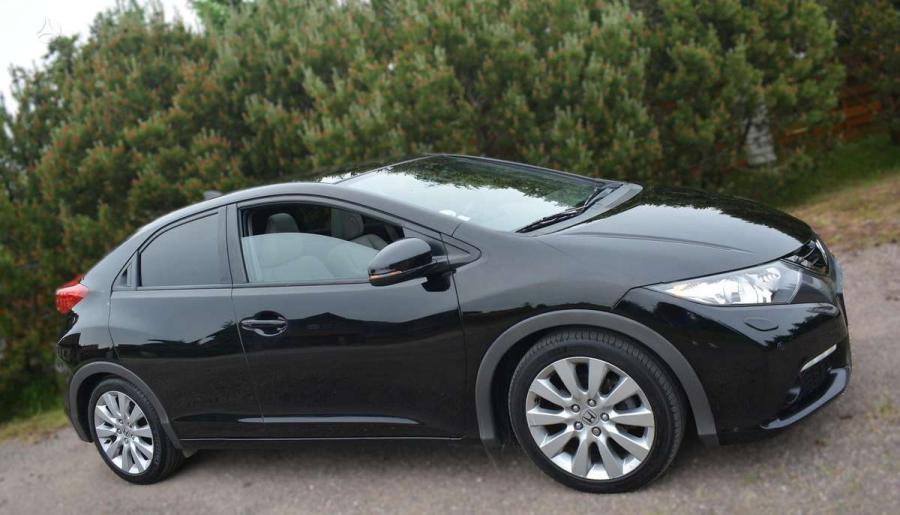 Melns Honda Civic 2012 Klaipėda, ar dzinēja tilpumu 2.20 L un nobraukumu 235 tūkst. km par 5650 €, foto 10 vietnē AUTOMOTO.COM.LV