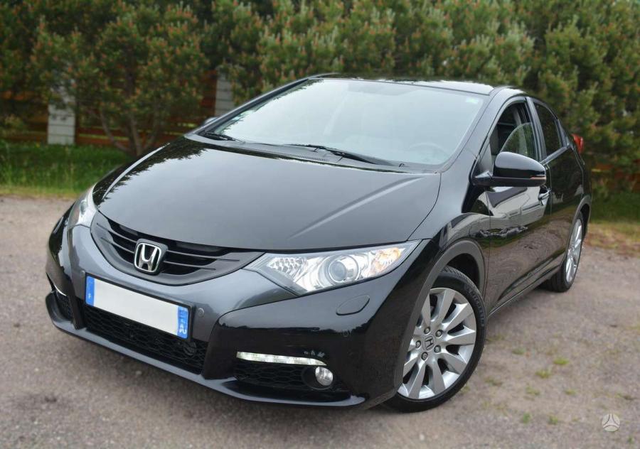 Melns Honda Civic 2012 Klaipėda, ar dzinēja tilpumu 2.20 L un nobraukumu 235 tūkst. km par 5750 €, foto 9 vietnē AUTOMOTO.COM.LV
