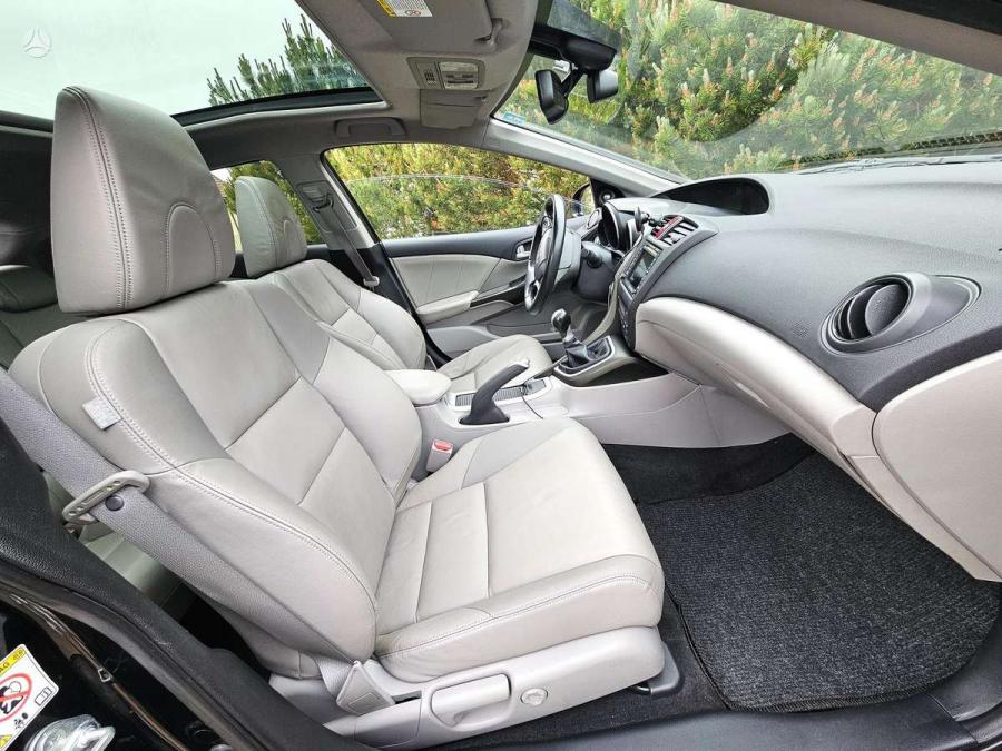 Melns Honda Civic 2012 Klaipėda, ar dzinēja tilpumu 2.20 L un nobraukumu 235 tūkst. km par 5750 €, foto 12 vietnē AUTOMOTO.COM.LV