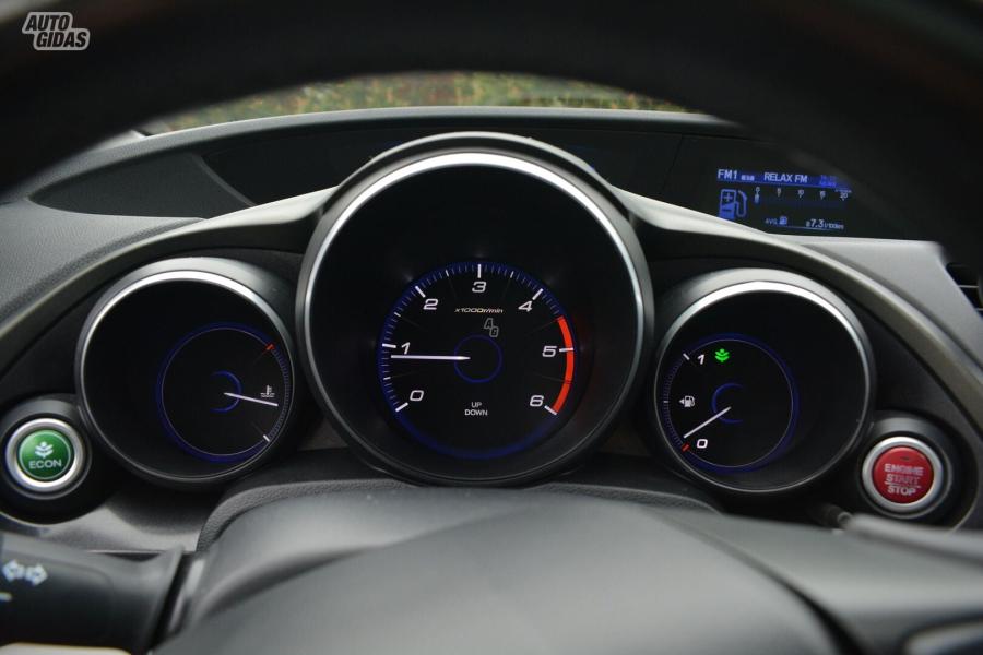 Black Honda Civic 2012 in Klaipeda, with an engine capacity of 2.20 L and mileage of 235 thousand km for 5650 €, photo 18 on AUTOMOTO.COM.LV
