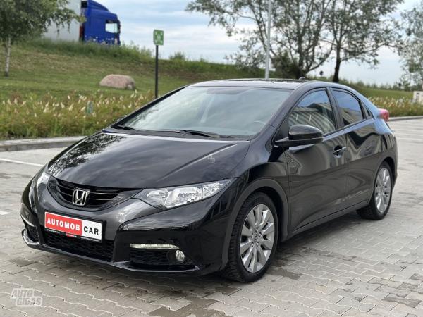 Black Honda Civic 2013 in Vilnius, with an engine capacity of 1.60 L and mileage of 104 thousand km for 7250 €, photo 1 on AUTOMOTO.COM.LV
