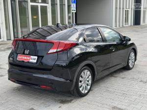 Black Honda Civic 2013 in Vilnius, with an engine capacity of 1.60 L and mileage of 104 thousand km for 7250 €, photo 5 on AUTOMOTO.COM.LV