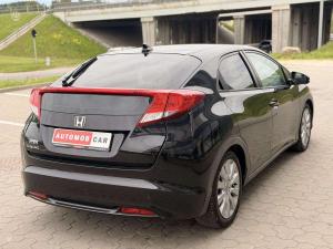 Black Honda Civic 2013 in Vilnius, with an engine capacity of 1.60 L and mileage of 104 thousand km for 6950 €, photo 7 on AUTOMOTO.COM.LV