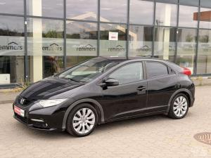 Black Honda Civic 2013 in Vilnius, with an engine capacity of 1.60 L and mileage of 104 thousand km for 6950 €, photo 5 on AUTOMOTO.COM.LV