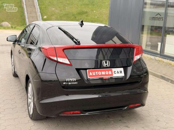 Melns Honda Civic 2013 Viļņa, ar dzinēja tilpumu 1.60 L un nobraukumu 104 tūkst. km par 6950 €, foto 8 vietnē AUTOMOTO.COM.LV