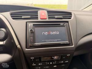 Black Honda Civic 2013 in Vilnius, with an engine capacity of 1.60 L and mileage of 104 thousand km for 6950 €, photo 25 on AUTOMOTO.COM.LV