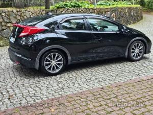 Melns Honda Civic 2013 Tallina, ar dzinēja tilpumu 1.80 L un nobraukumu 150 tūkst. km par 7500 €, foto 9 vietnē AUTOMOTO.COM.LV