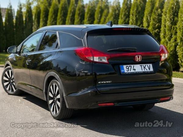 Black Honda Civic 2014 in Tallinn, with an engine capacity of 1.80 L and mileage of 93 thousand km for 9999 €, photo 2 on AUTOMOTO.COM.LV