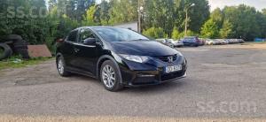 Melns Honda Civic 2015 Rīga, ar dzinēja tilpumu 1.40 L un nobraukumu 172 tūkst. km par 6500 €, foto 8 vietnē AUTOMOTO.COM.LV