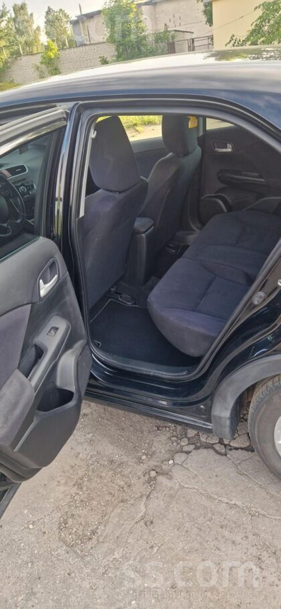 Melns Honda Civic 2015 Rīga, ar dzinēja tilpumu 1.40 L un nobraukumu 172 tūkst. km par 6500 €, foto 14 vietnē AUTOMOTO.COM.LV