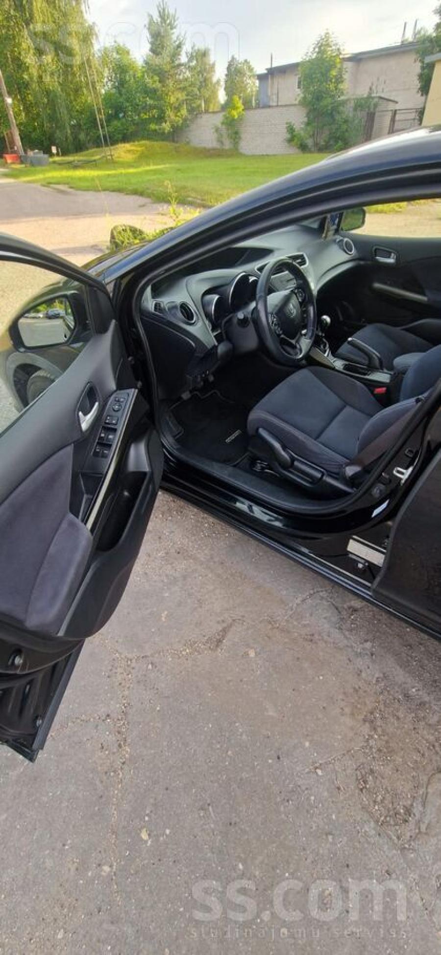 Melns Honda Civic 2015 Rīga, ar dzinēja tilpumu 1.40 L un nobraukumu 172 tūkst. km par 6500 €, foto 16 vietnē AUTOMOTO.COM.LV