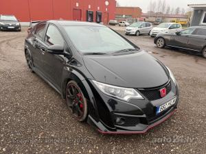 Melns Honda Civic 2016 Tallina, ar dzinēja tilpumu 2.00 L un nobraukumu 7 tūkst. km par 21999 €, foto  vietnē AUTOMOTO.COM.LV