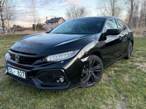 Melns Honda Civic 2018 Rīga, ar dzinēja tilpumu 1.60 L un nobraukumu 223 tūkst. km par 12450 €, foto  vietnē AUTOMOTO.COM.LV