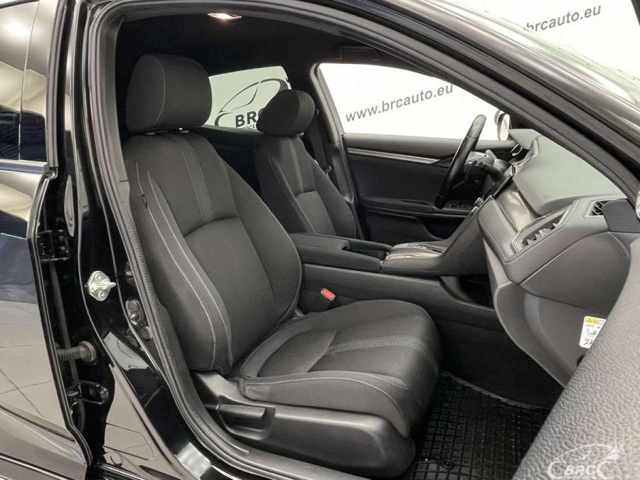 Black Honda Civic 2018 in Vilnius, with an engine capacity of 1.60 L and mileage of 190 thousand km for 10900 €, photo 9 on AUTOMOTO.COM.LV