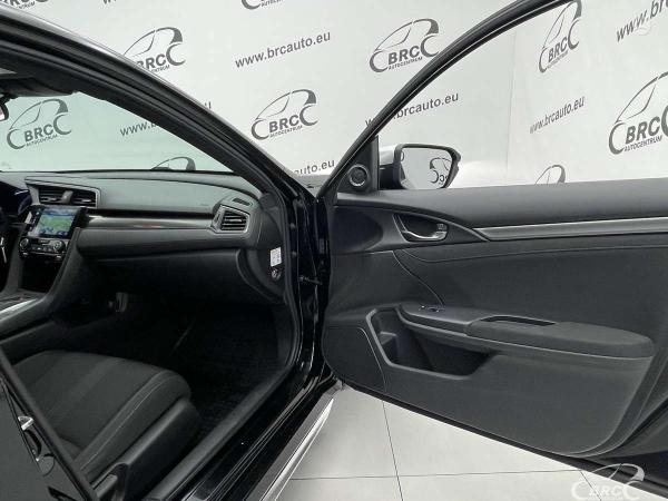 Черный Хонда Цивик 2018 в Вильнюс, объемом двигателя 1.60 л и пробегом 190 тыс. км за 10900 €, фото 10 на AUTOMOTO.COM.LV
